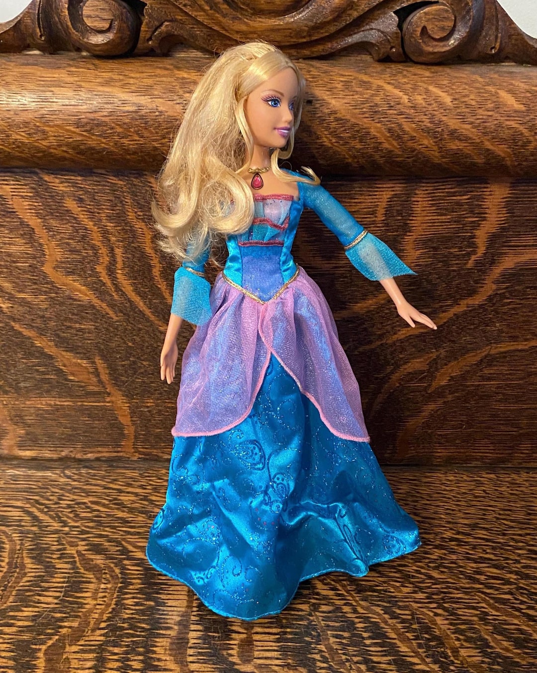 Muñeca Barbie Princesa de la Isla Rosella Mattel 2007 - Etsy España