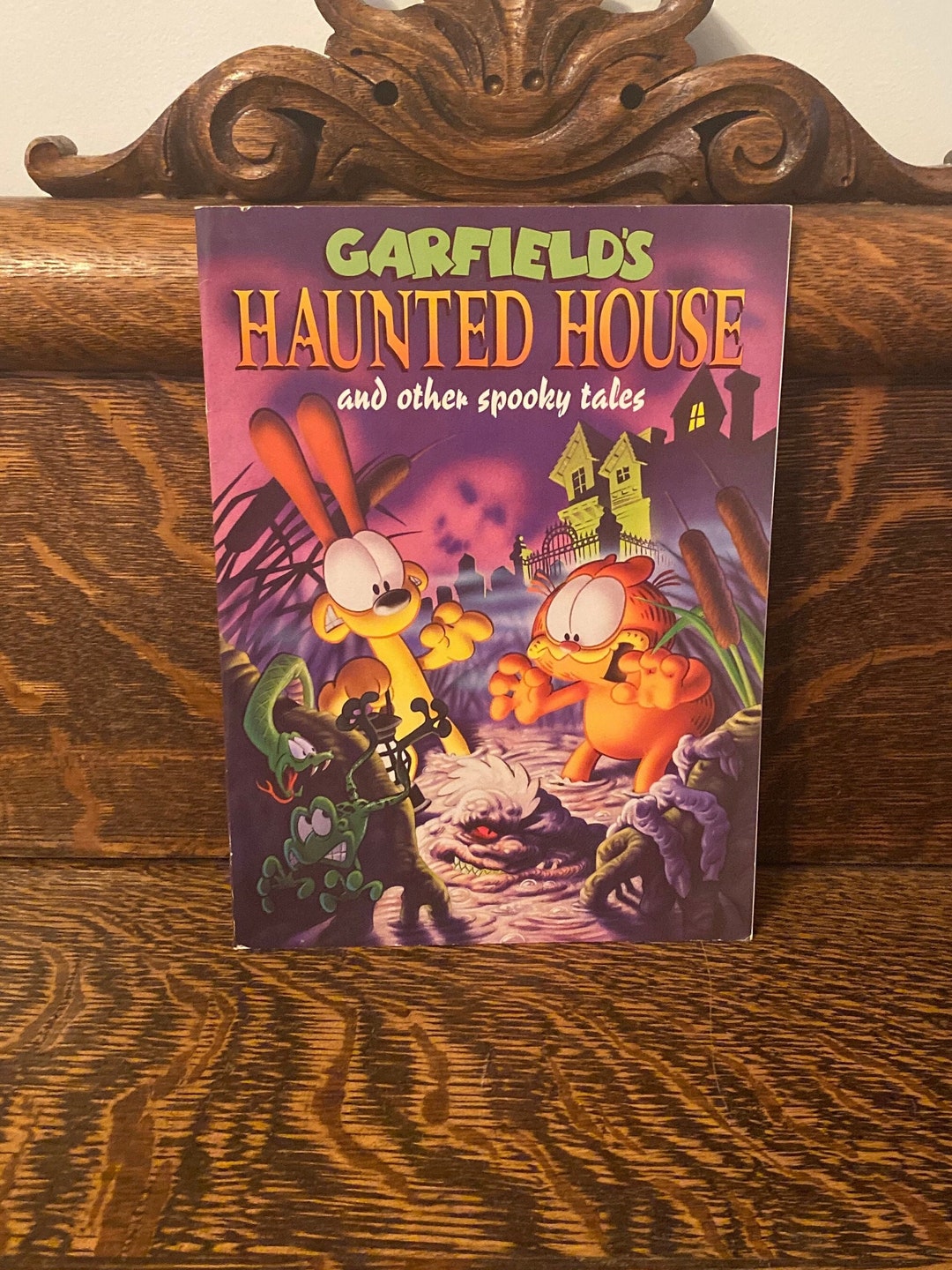 1994 Garfields Haunted House Book Jim Davis Paws Inc Illustrated ...