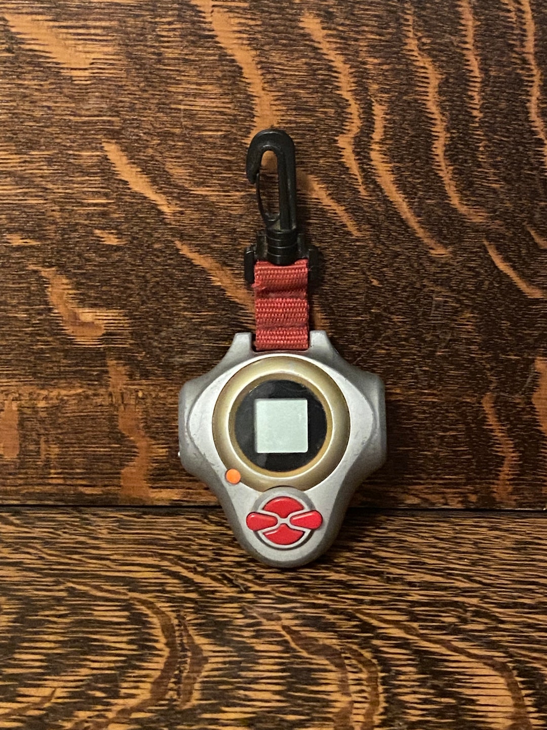 Rare Digimon Digivice V1 D-ark Bandai 2001 Red Version Digimon ...