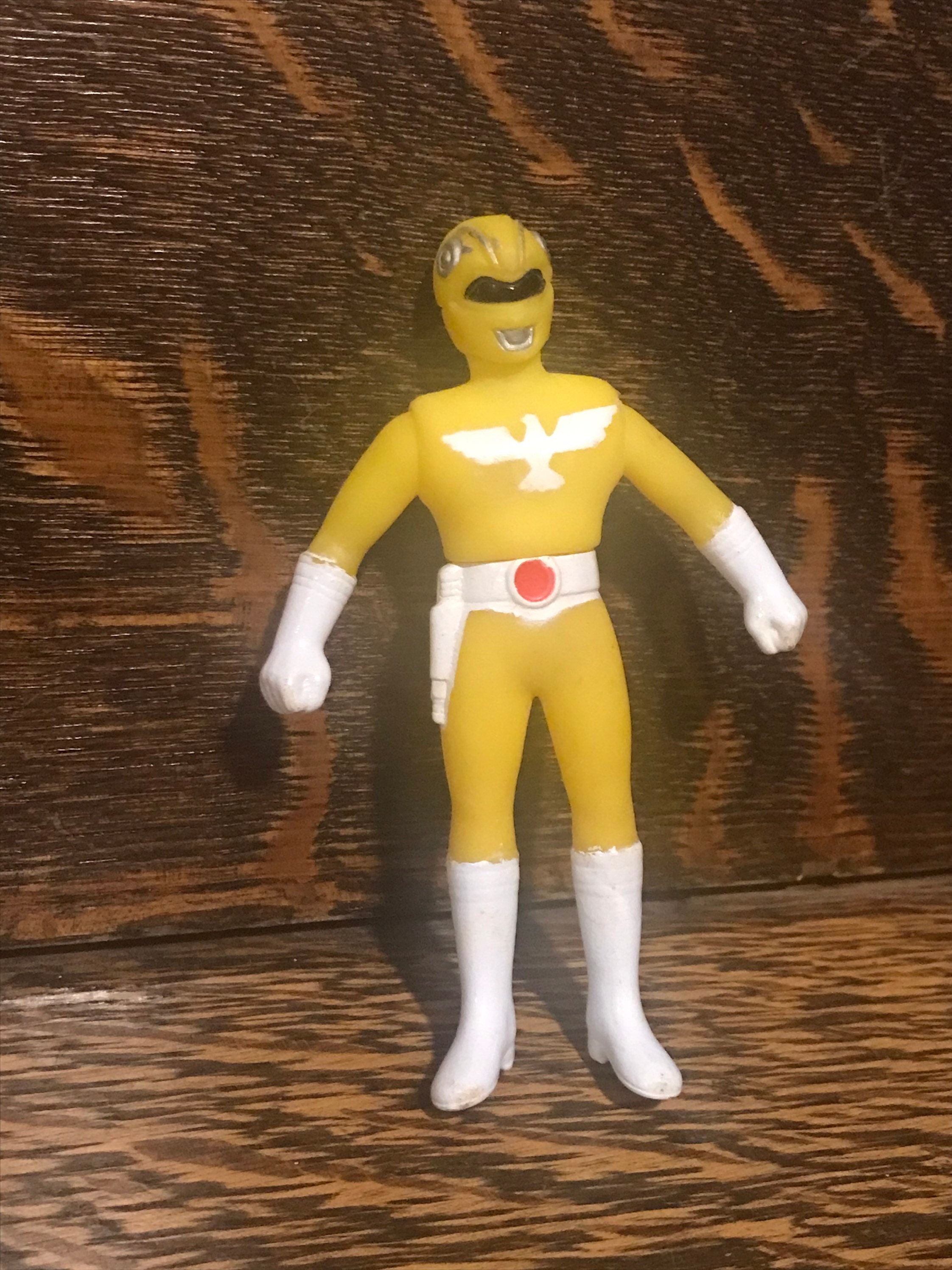 Power Rangers In Space Yellow Ranger