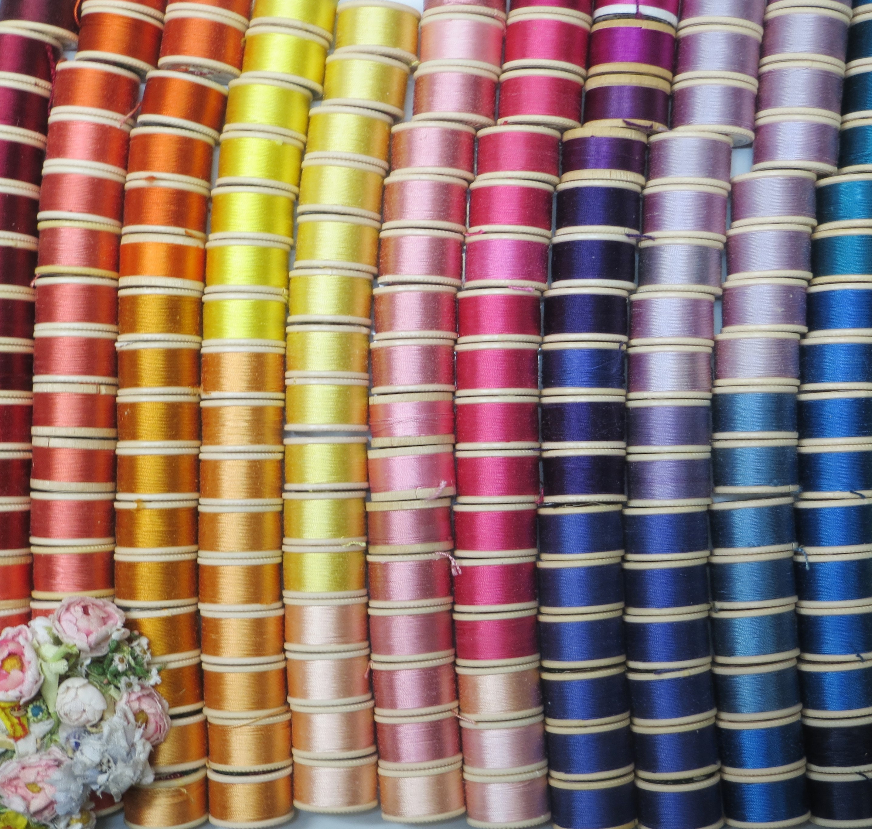 SILK TWIST THREAD Buttonhole Spool You Pick Color Tags: 41B Maroon 34C ...