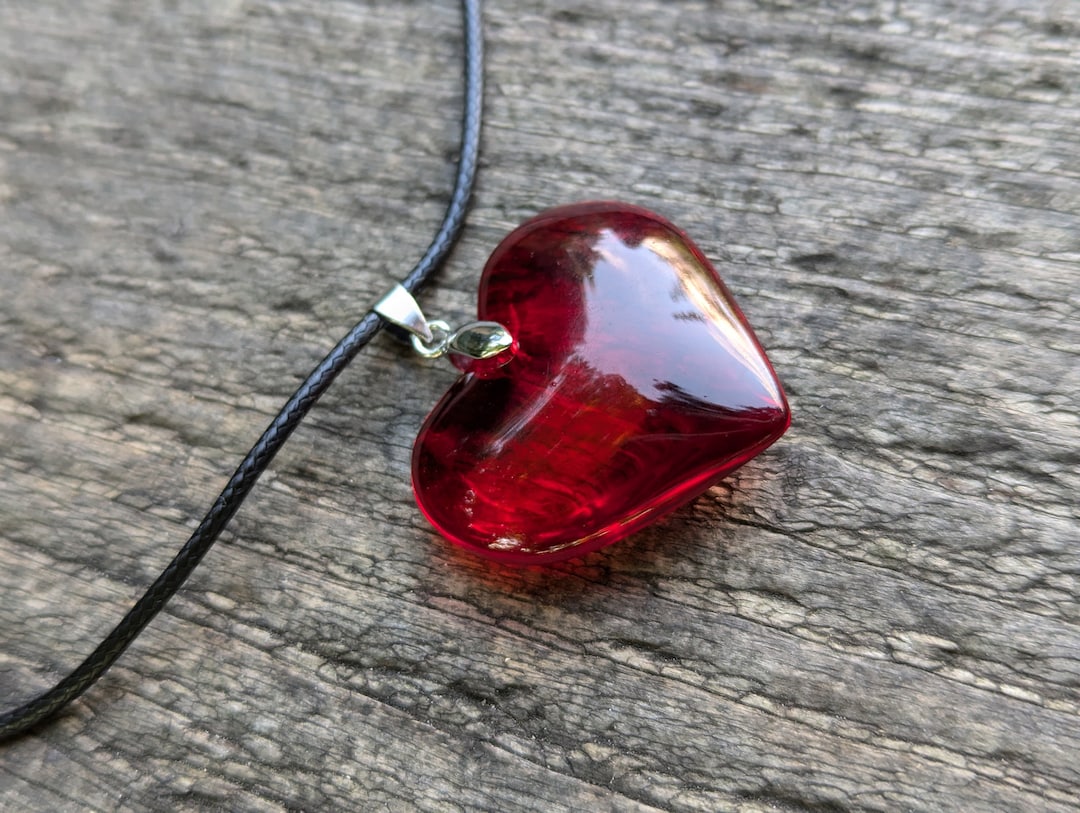 Handcrafted Red Heart Glass Pendant Necklace Gift for Her - Etsy