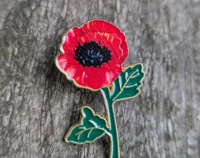 Red Poppy Enamel Pin: Remembrance Flower Lapel Pin - Etsy