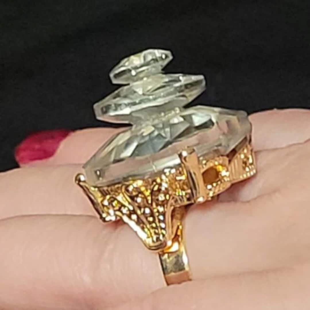 Replica martha May Whovier/grinch Engagement Ring CLEAR MOVIE CORRECT ...