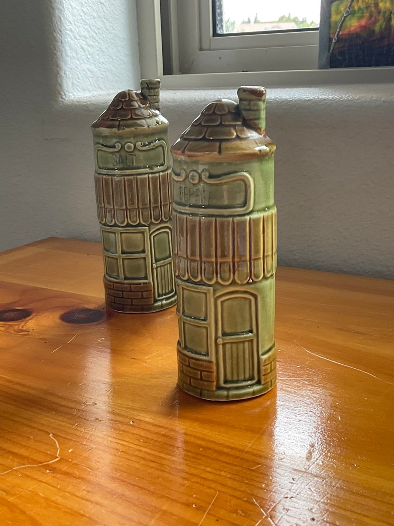 Vintage Japanese Silo House Salt and Pepper Shakers - Etsy