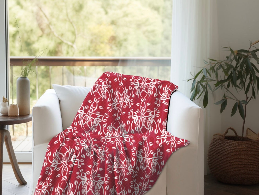 Personalizable Red Fleece Blanket Arabesque Design Throw Blanket ...