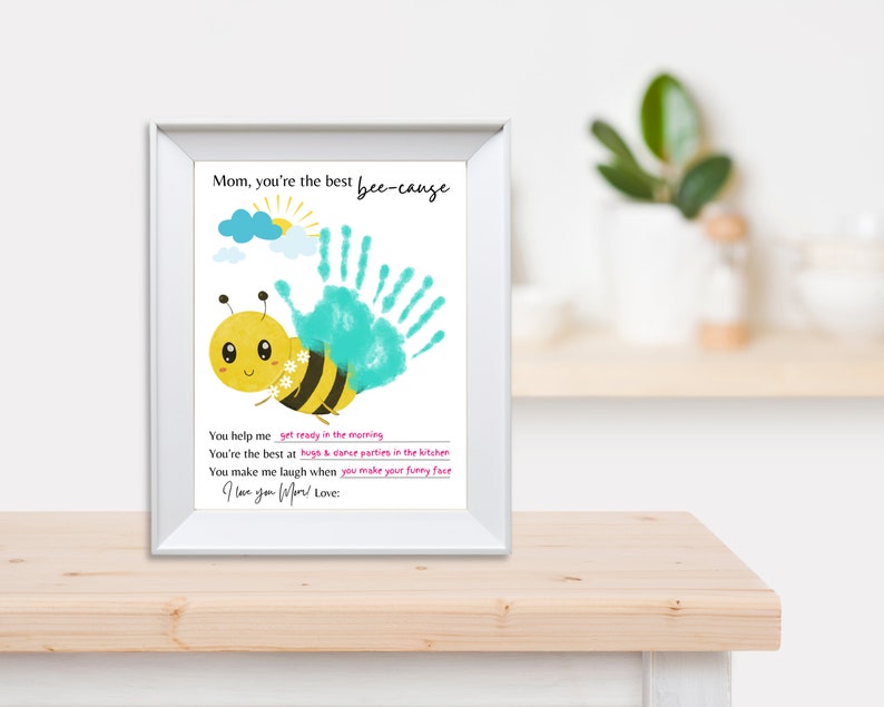 Grandparents Day Handprint, Birthday Gift for Mom, I Love My Mom Bee ...