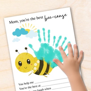 Grandparents Day Handprint, Birthday Gift for Mom, I Love My Mom Bee ...