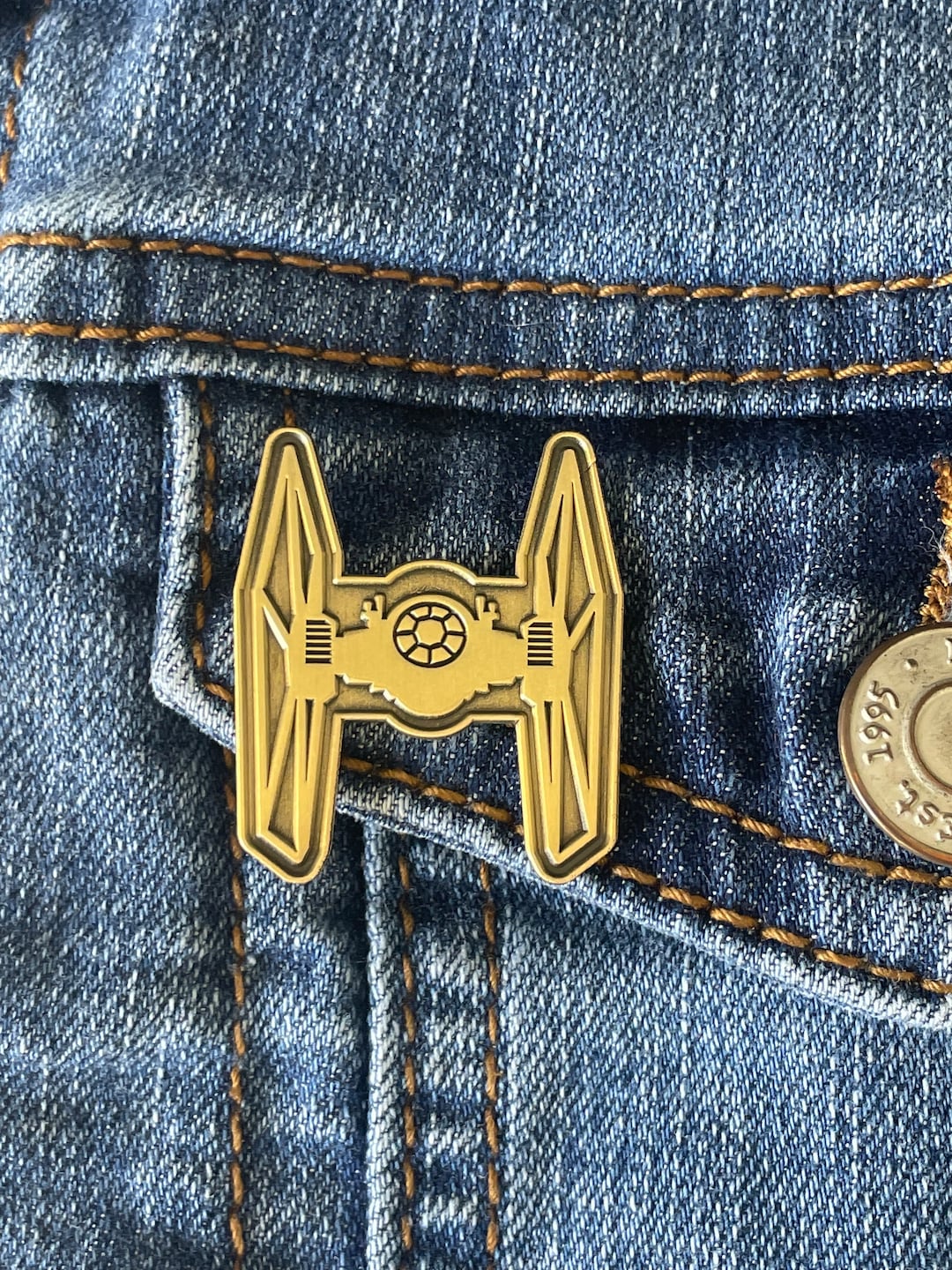 Tie Fightr Pin Badge - Etsy