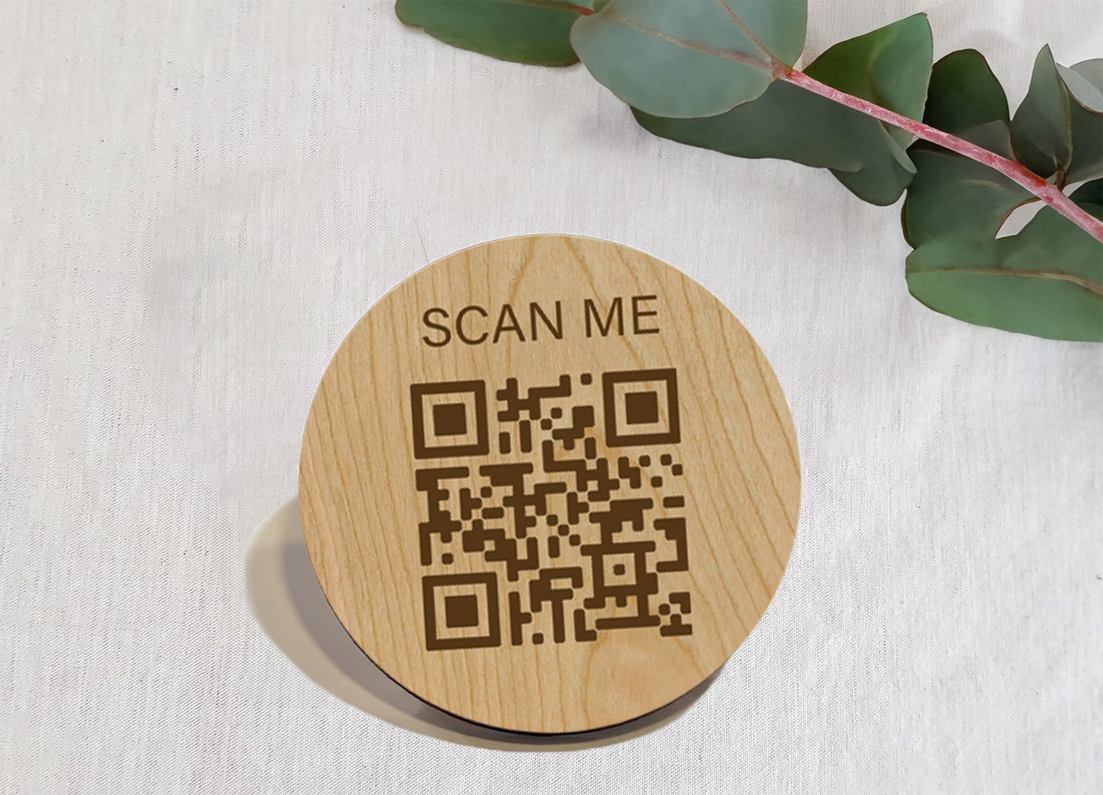 Circle QR Code Wooden Magnet With "scan Me" Text - Etsy
