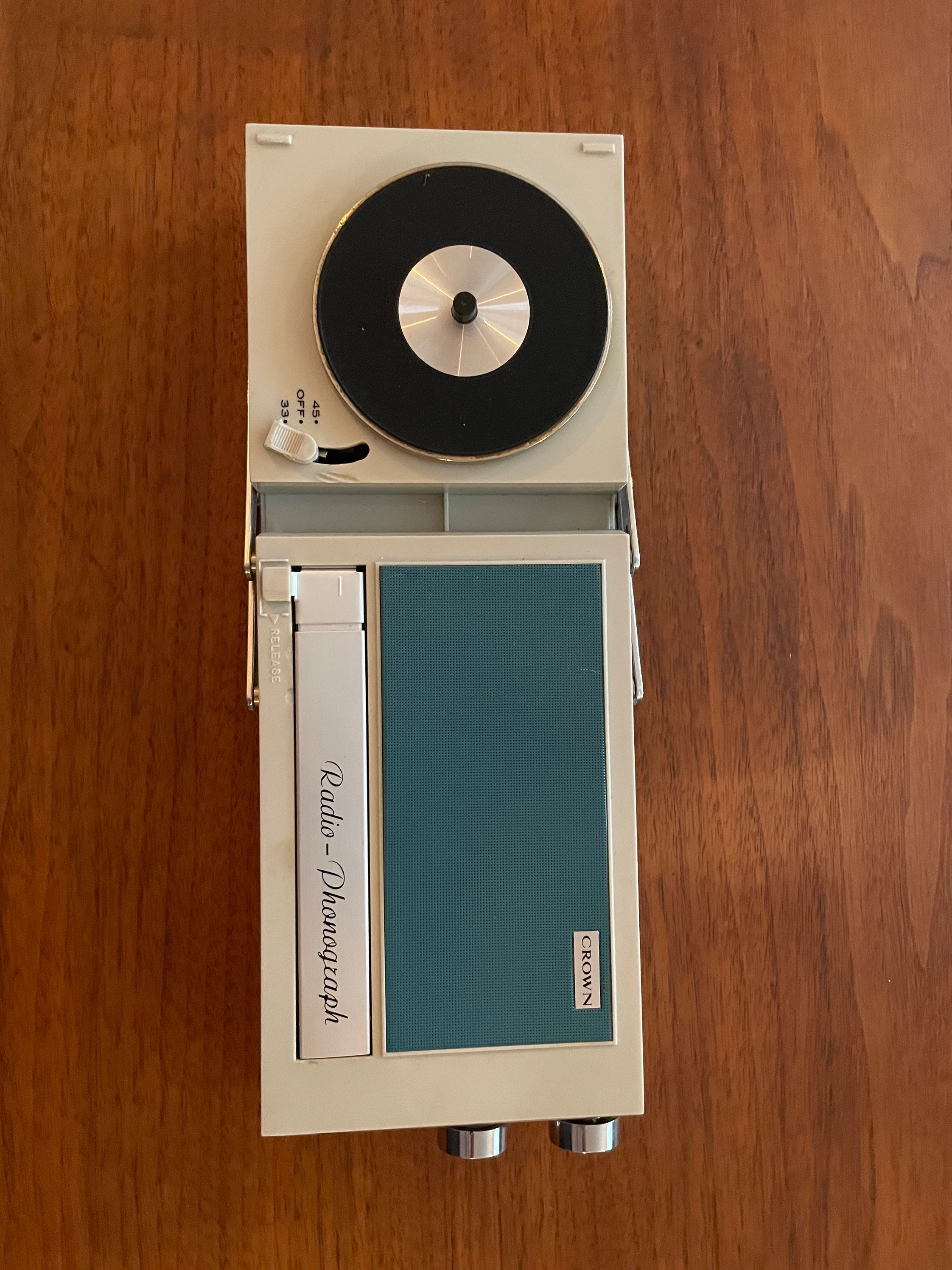 Crown 1969 RARE Portable Radio Phonograph Record Played Transistor AM ...