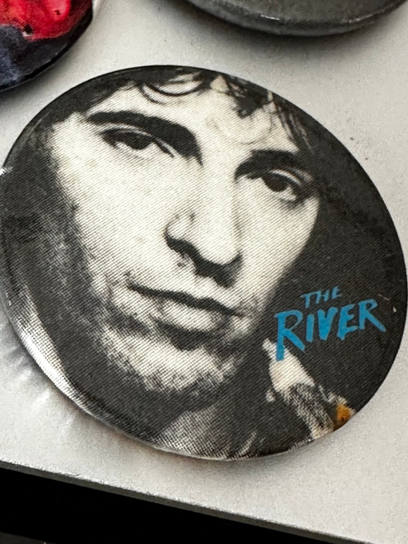Bruce Springsteen 80s the River Born in the USA Bruce Button Pin Badge ...