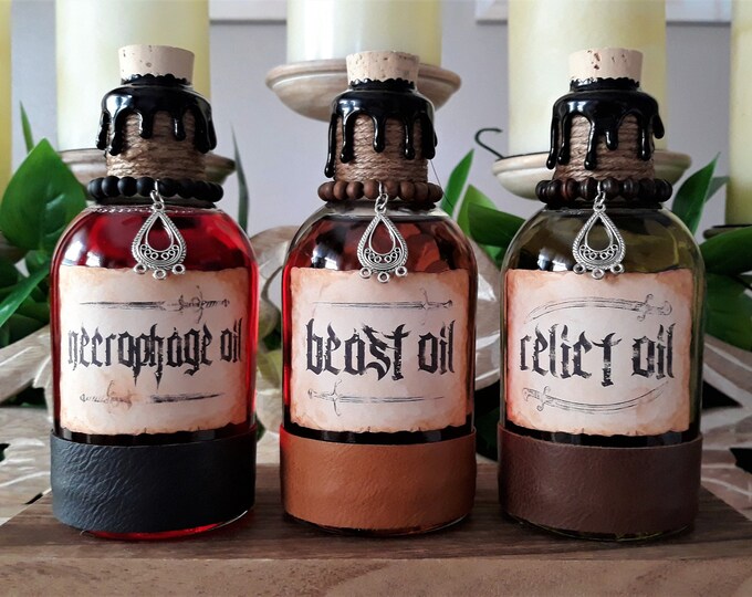The Witcher Decorative Blade Oil Bottles Set 1 beast, Necrophage ...