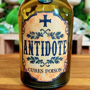 Final Fantasy Inspired ANTIDOTE Potion Bottle With Magical Swirling ...
