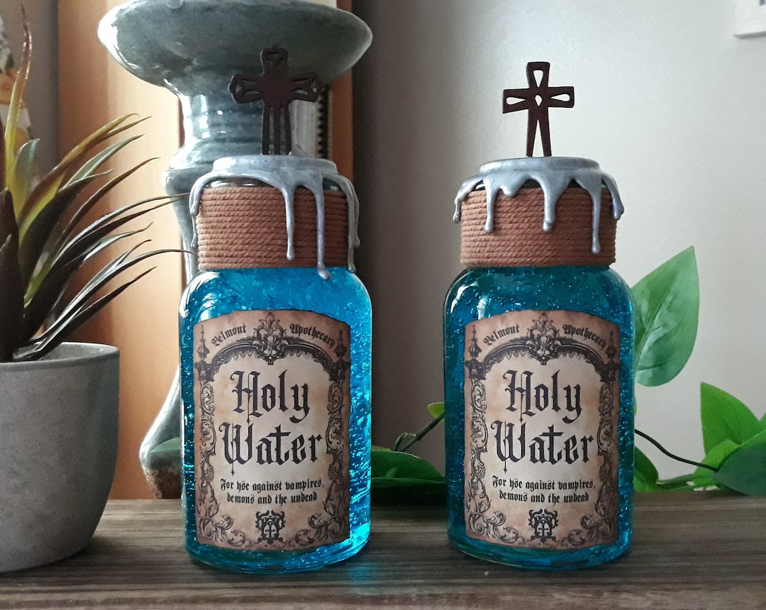 Castlevania Inspired Holy Water Bottle / Magic Potion / - Etsy
