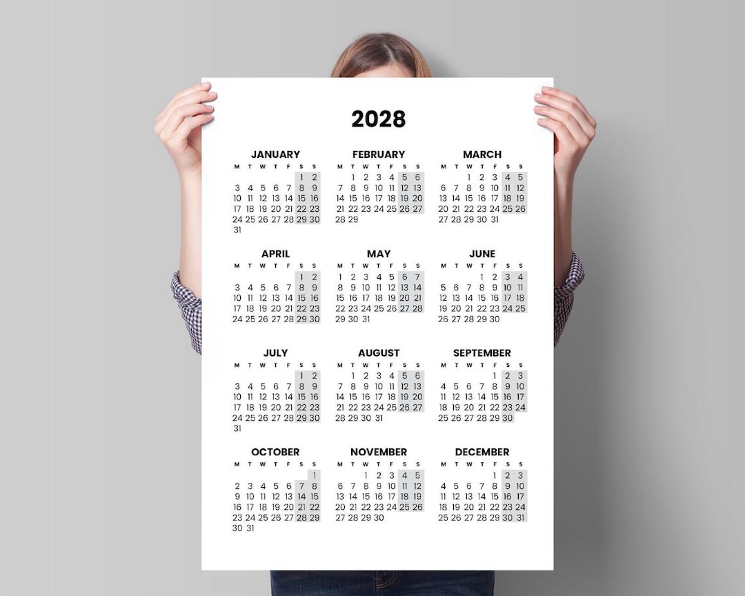 Printable 2028 One Page Calendar Minimal Wall Planner, Sunday or Monday ...