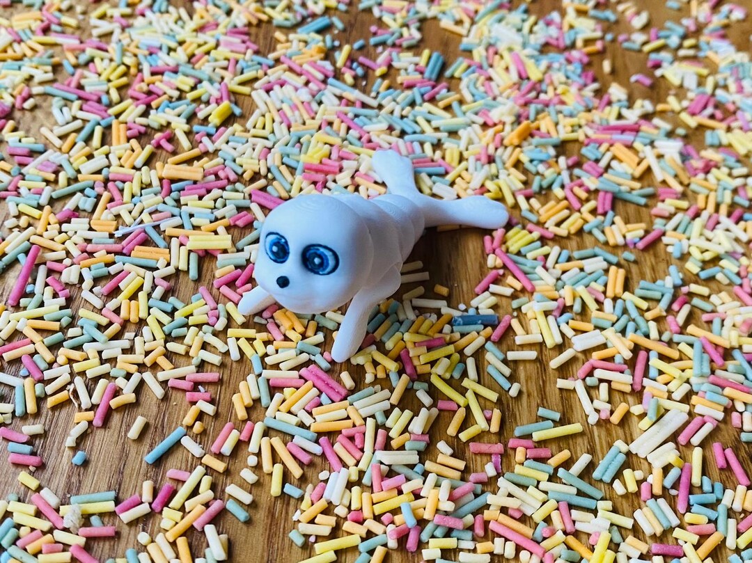 3D Printed Articulated Mini Wigglet Seal - Available in 2 Sizes ...