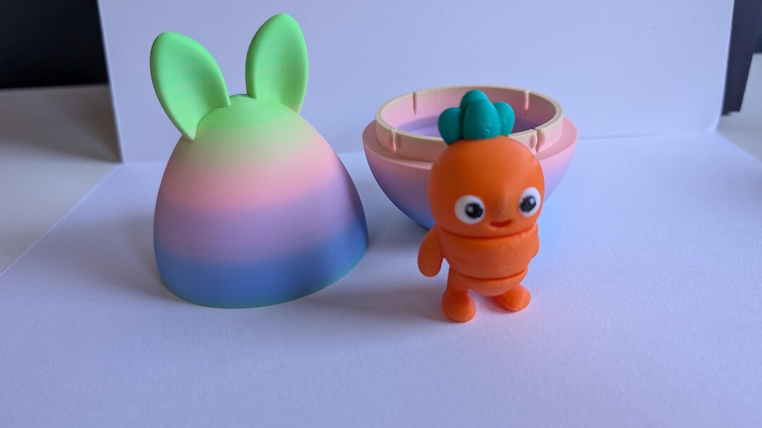 3D Printed SURPRISE Easter Egg!!!! Bunny Egg Container With Mini Carrot ...