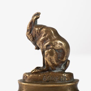 Isidore Jules Bonheur, Sculpture "lapin Fesant Sa Toilette" - Etsy