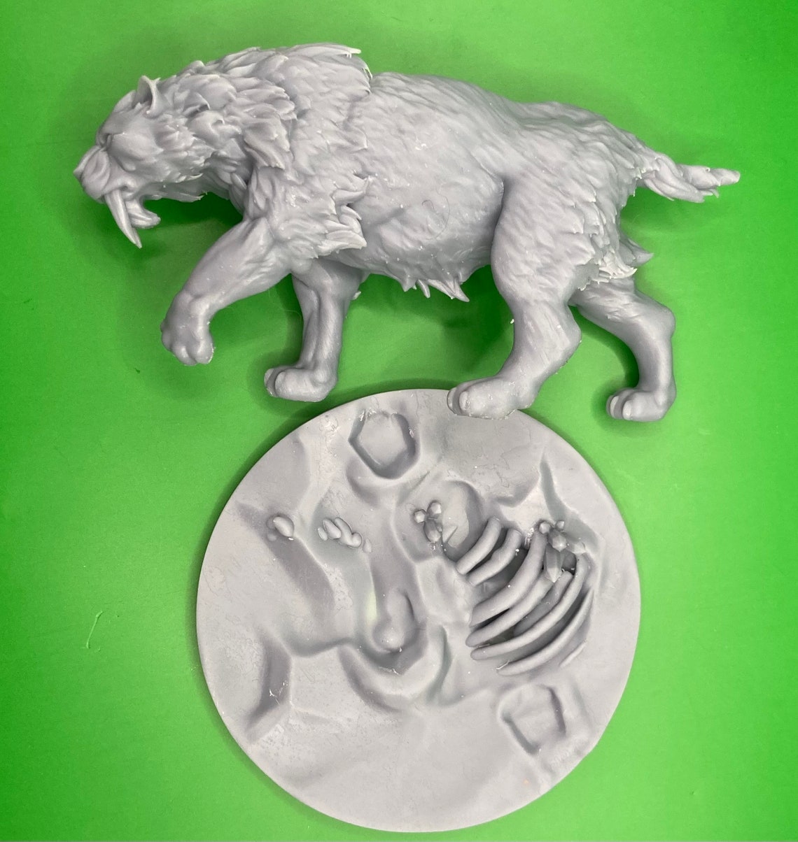 Sabretooth Tiger (2 Variants Available) - Dragon Trapper's Lodge - Etsy