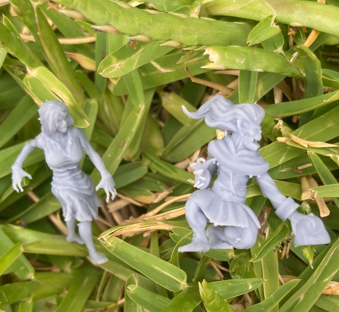 Vampire Spawn (2 Variants Available) - Epic Miniatures - Etsy