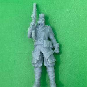 Gas Mask Soldier (3 Variants Available) - Invictus Miniatures - Etsy