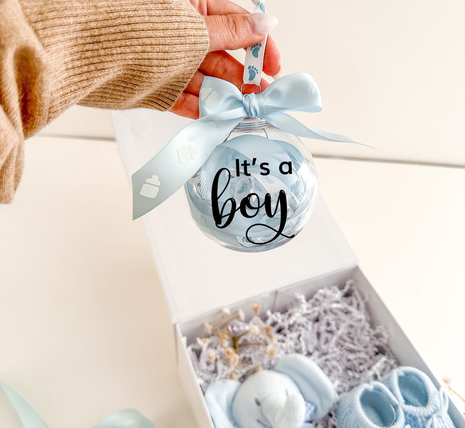 Christmas Gender Reveal Gift Box Surprise Baby Boy Gender Reveal Box ...