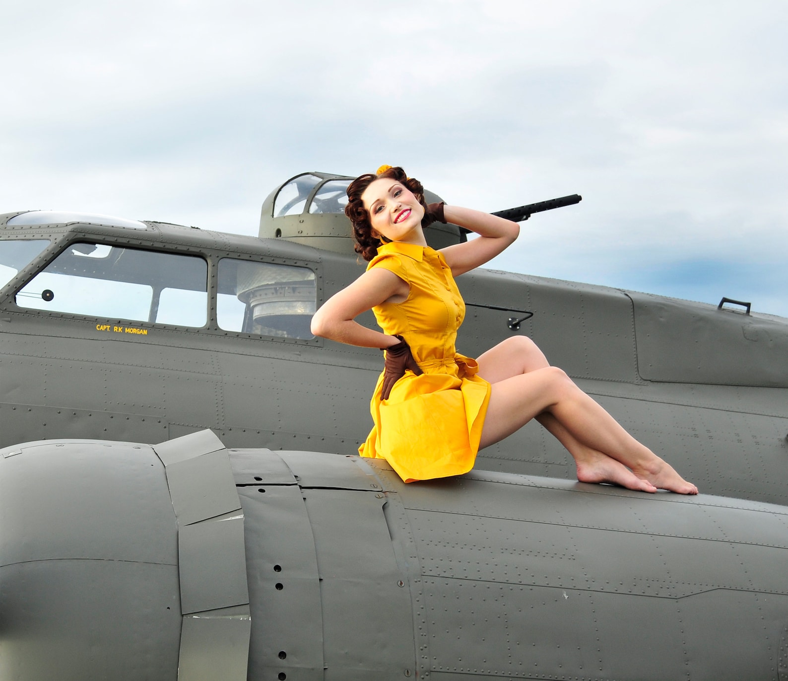 Bomber Girl Photo Print 8x10 Inch B-17 Flying Fortress WWII - Etsy