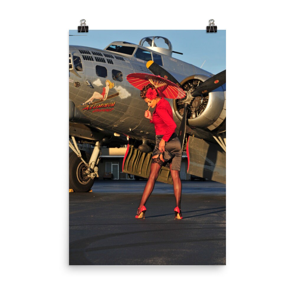 B-17 Bombshell Poster WWII Beauty Photo Print 1940's - Etsy Canada