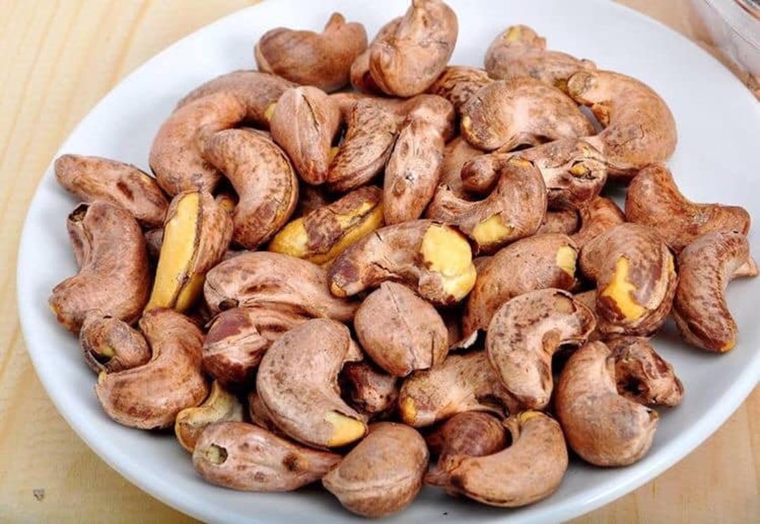 Roasted Cashews Vietnamese Nuts Skin on Cashews Hạt Điều Rang Muối ...