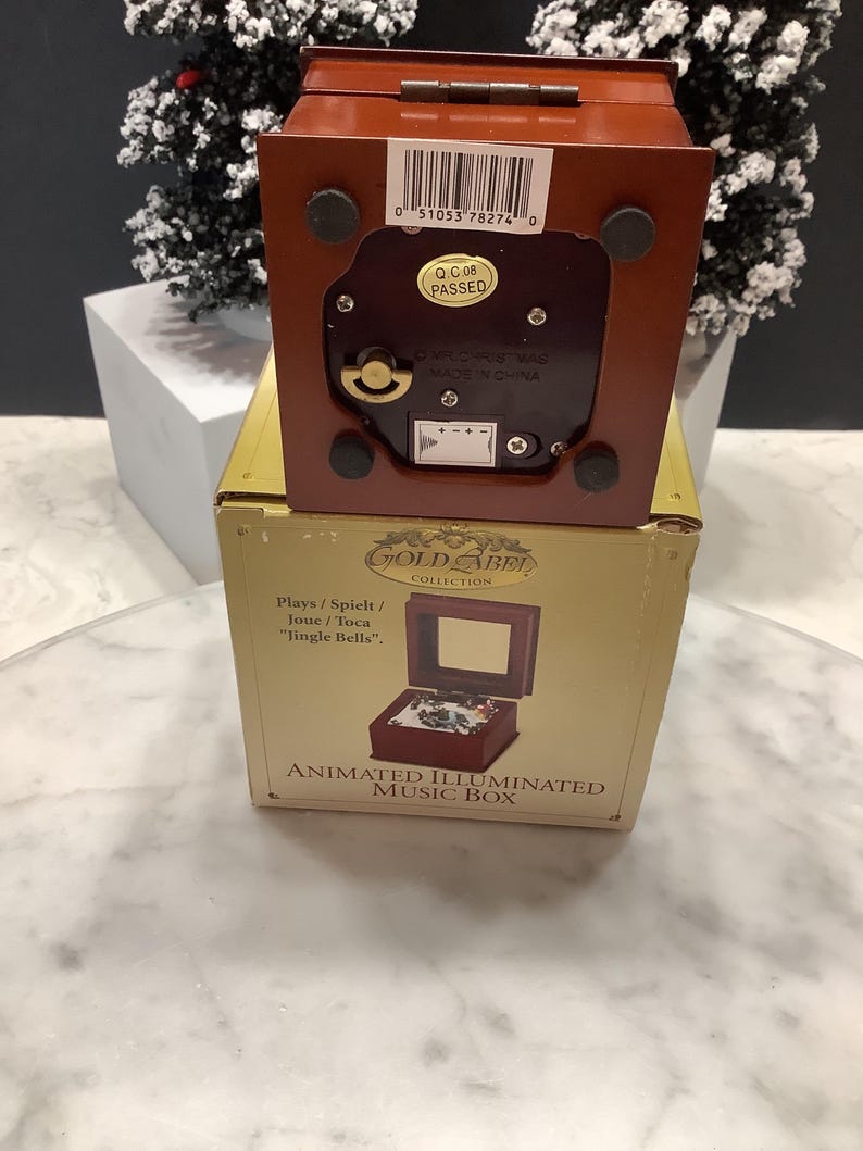 Mr. Christmas Animated Miniature Music Box, "winter Scene" Collection ...
