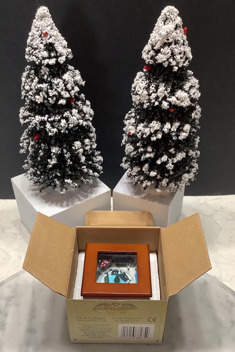 Mr. Christmas Animated Miniature Music Box, "winter Scene" Collection ...