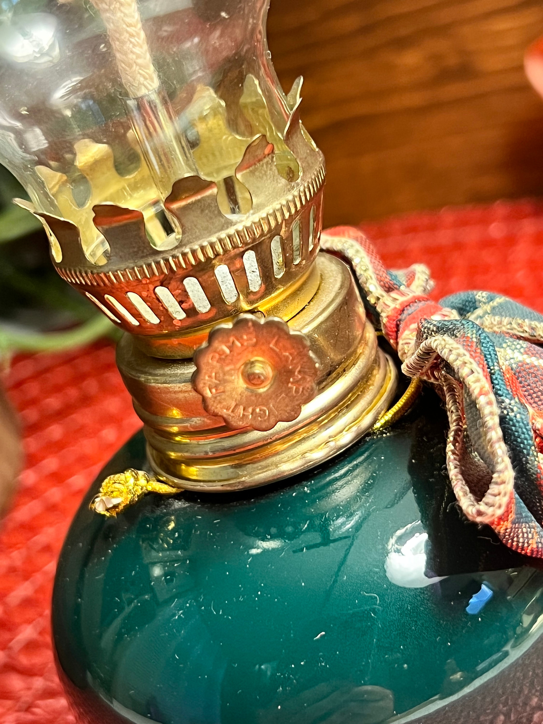 Vintage Lamplight Farms Glass Oil Lamp. - Etsy