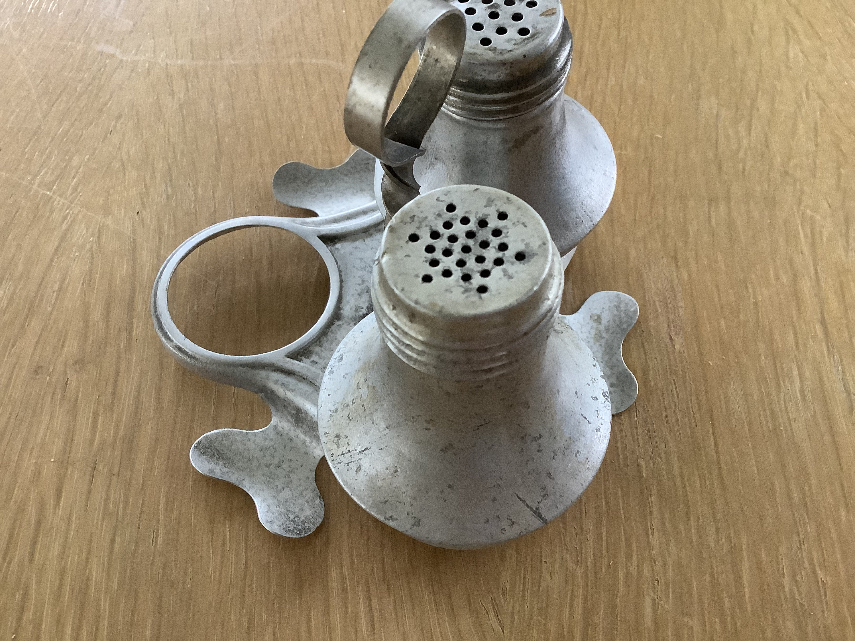 Vintage US Army Salt and Pepper Container Set - Etsy