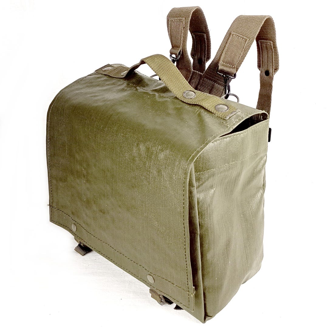 1980s Waterproof Army Surplus Day Pack Small Military Backpack Rucksack ...