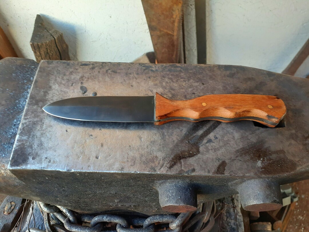 Double Edged Short Full Tang Dagger. - Etsy