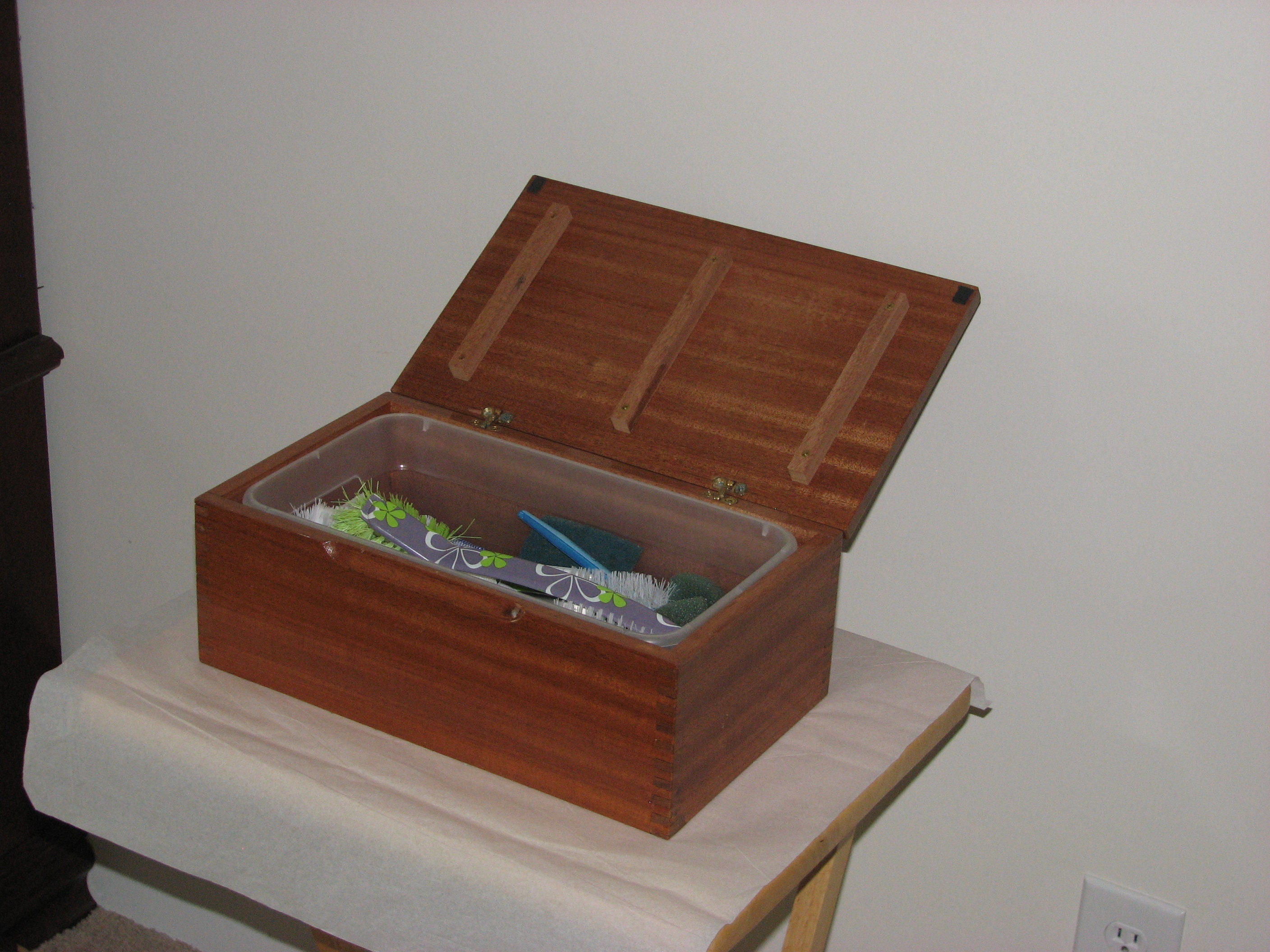 Mahogany Sponge Box - Etsy