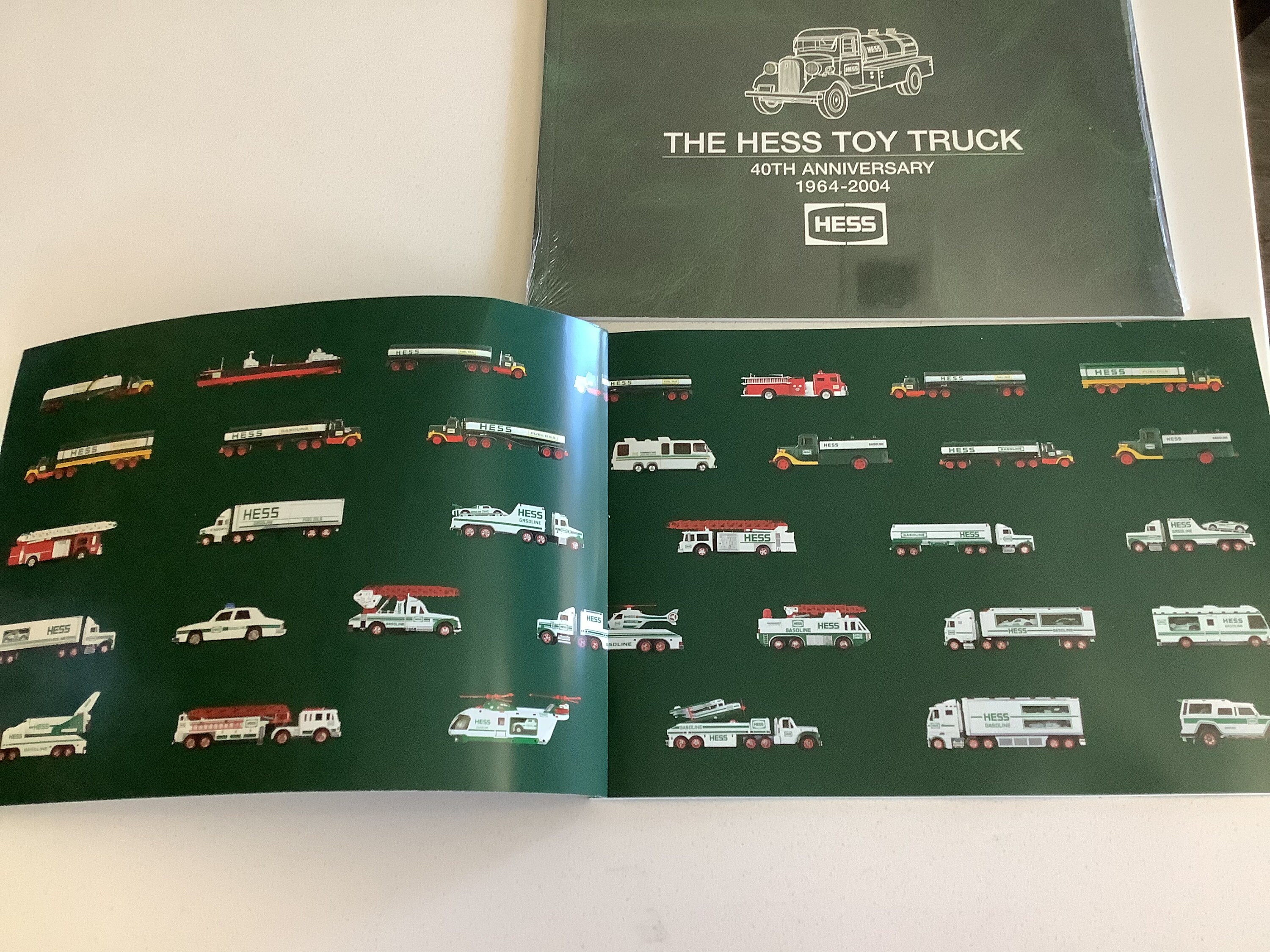 The Hess Toy Truck 40th Anniversary Book. 1964 - 2004. Mint Condition ...