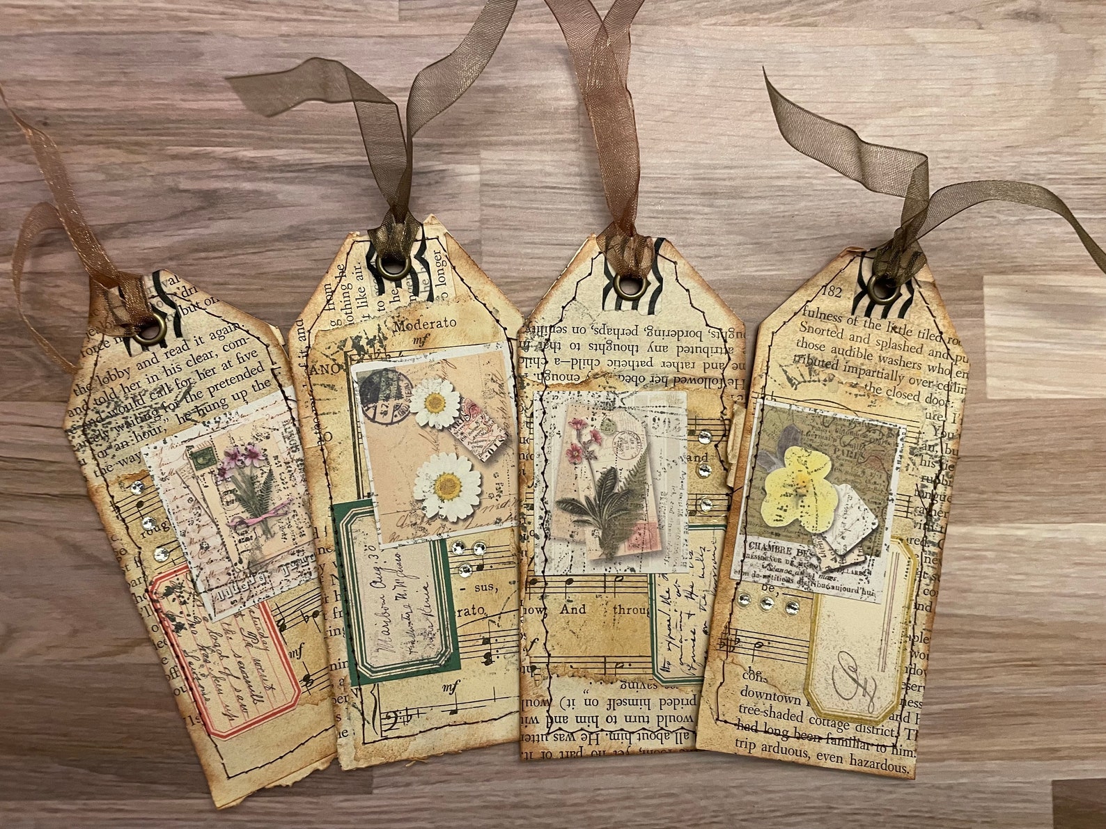 Vintage Book Page Tags - Etsy Canada
