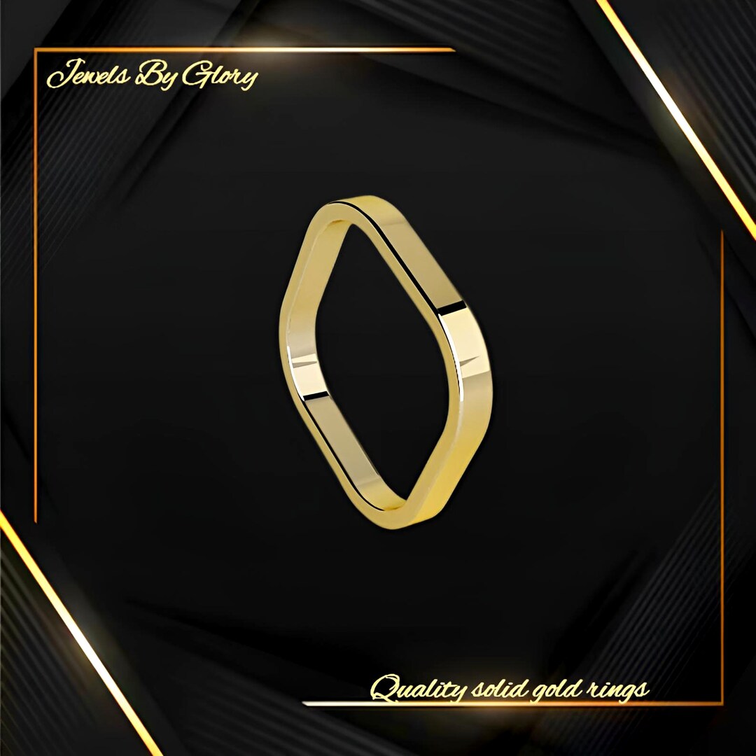 18K Gold Square Band Ring, Solid Gold Minimalist Ring, Engraved Band ...