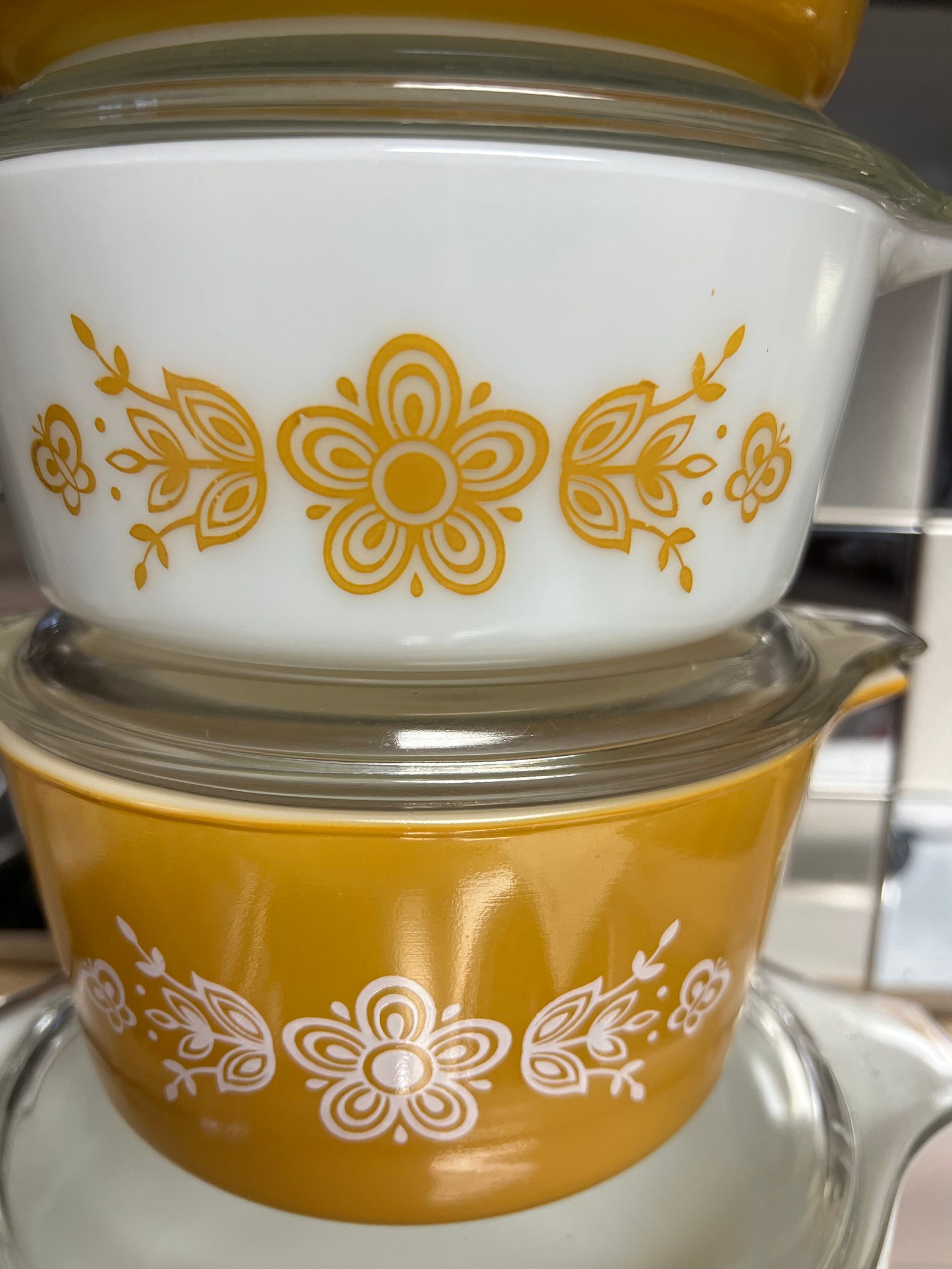 Vintage Pyrex Butterfly Gold Casserole Set of 5 & Lids 475 474 473 472 ...