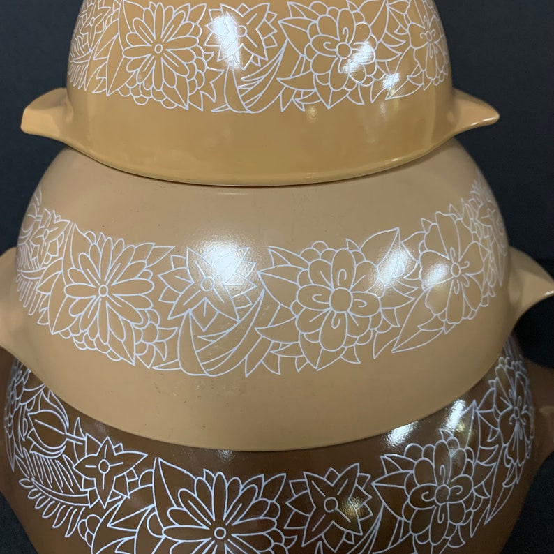 Pyrex Woodland Mixing Bowls - Etsy