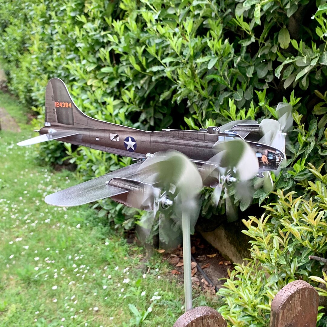 Wind Spinner Aircraft Model B-17 Flying Fortress in Stainless Steel ...