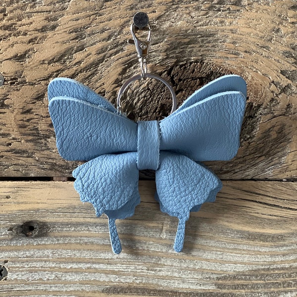 Handmade Leather Flower Keychain Unique Floral Accessory Perfect Gift ...