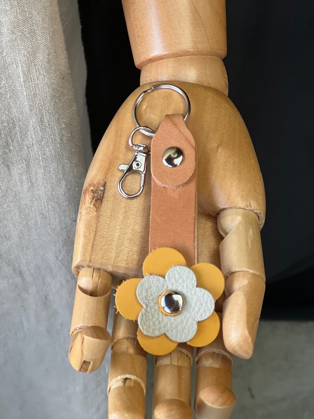 Handmade Leather Flower Keychain - Unique Floral Accessory - Perfect ...