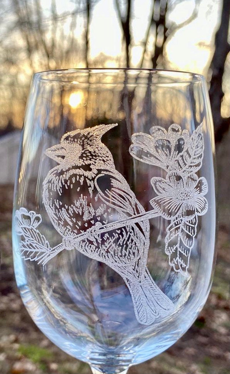 Laser Engraved Cardinal Wine Glass, 16 Oz, Bird Themed Gift - Etsy