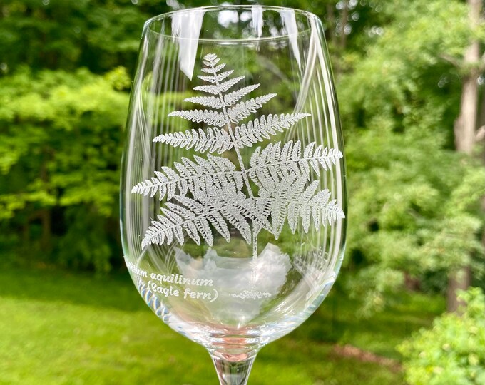 Laser Engraved Fern Wine Glass, Eagle Fern | Nature Themed Gift, 16 Oz ...
