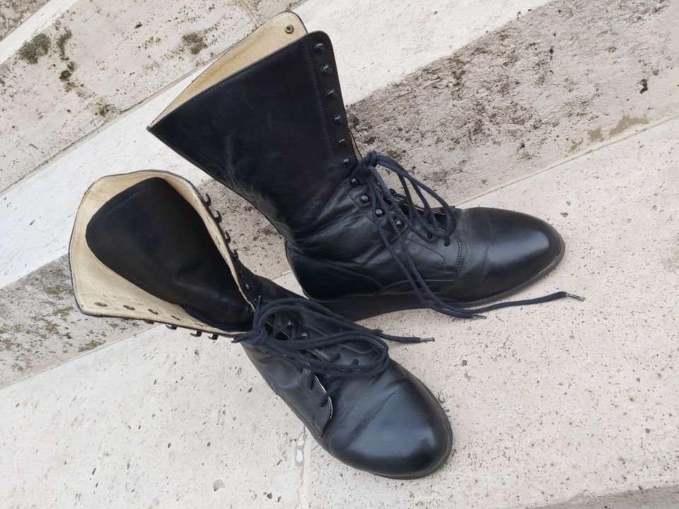 Vintage Hungarian Handmade Genuine Leather Folk-style Lace-up Womens ...