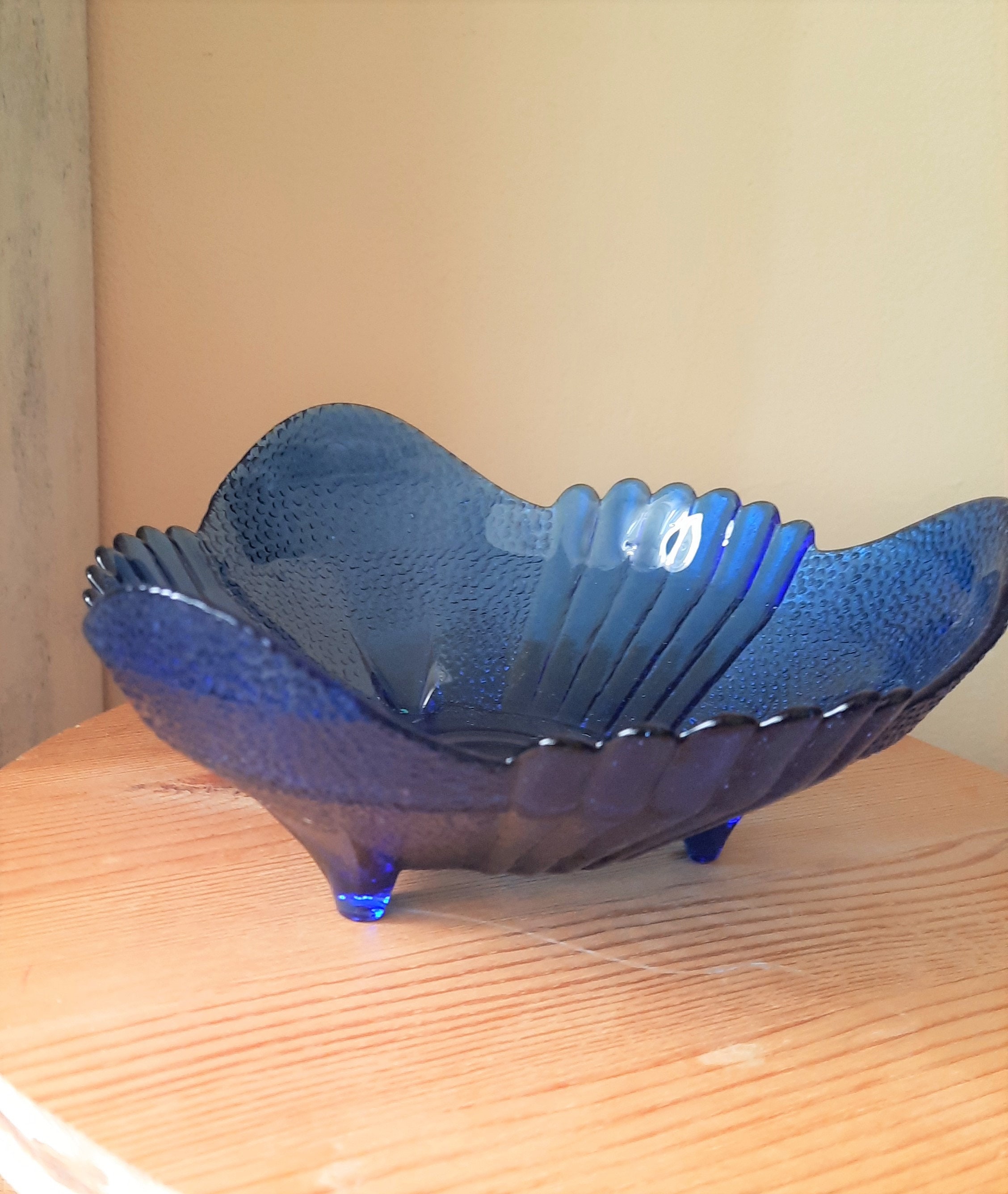 Vintage Cobalt Blue Glass Fruit Bowl on Foot. Small Fruit Bowl, Candy ...
