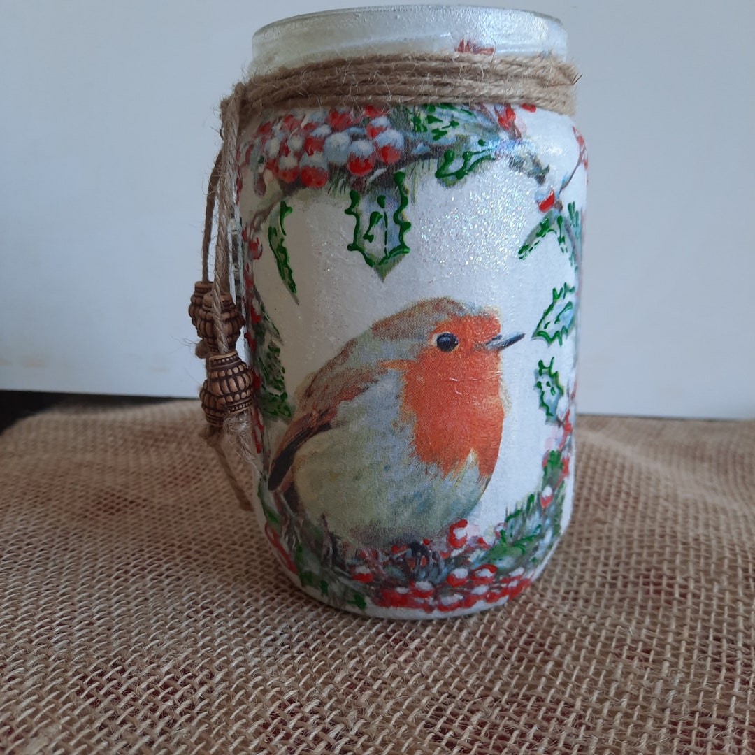 Robin Jar. Christmas Light Jar. Robin Christmas Light. Art Sparkling ...